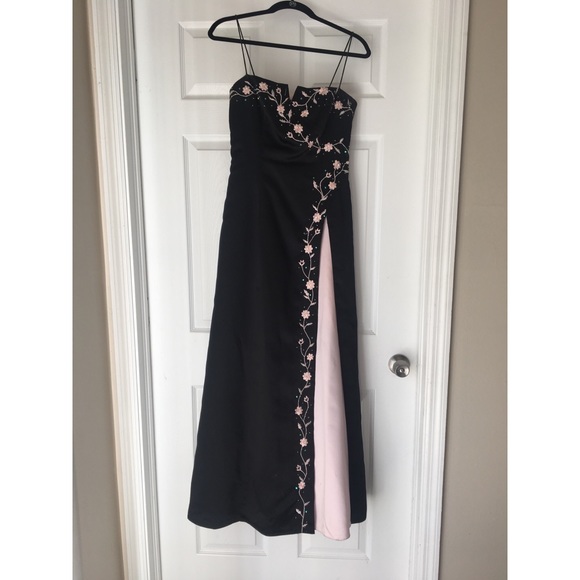 Niki Lavis | Dresses | Promevening Gown | Poshmark
